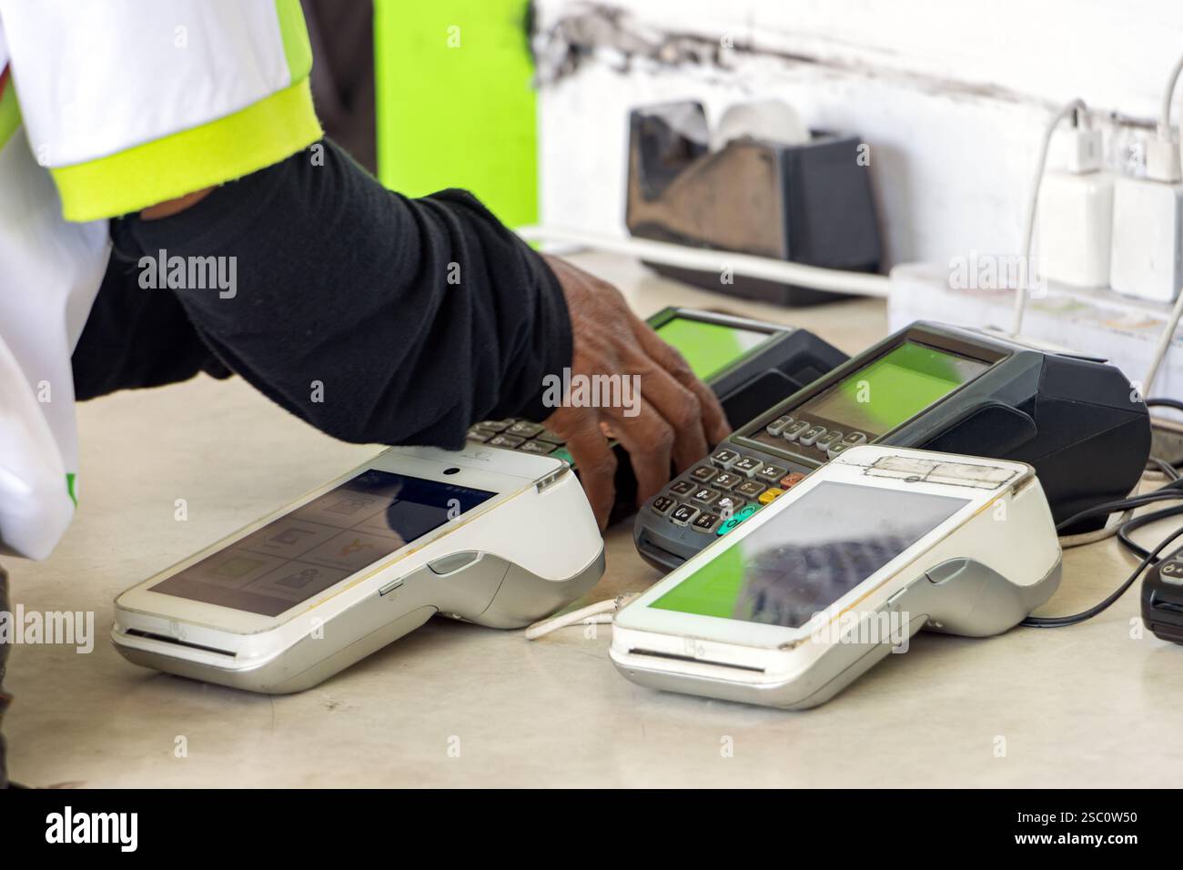 Retail cashier station hi-res stock photography and images - Alamy