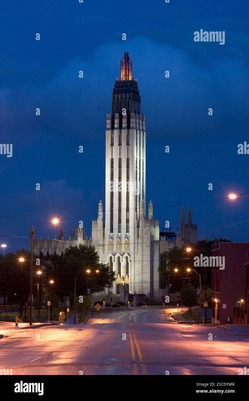 Night view of the art deco design of the Boston Avenue United Methodist ...