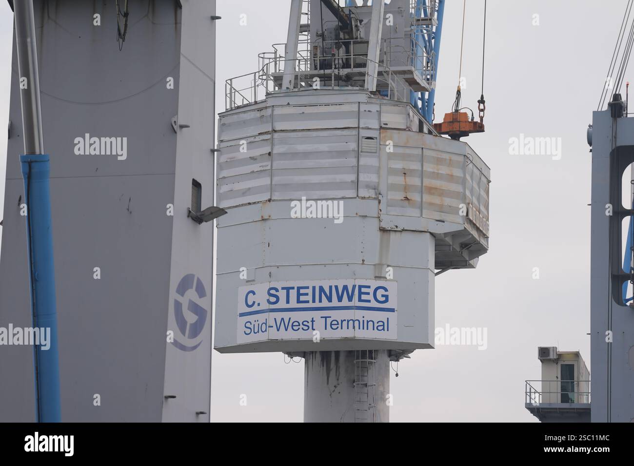 Hamburg, Germany. 04th Feb, 2025. View of the cranes on the premises of C. Steinweg Süd-West ...