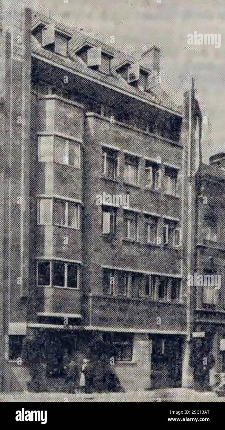 Hotel Du Casque, Helmstraat, Maastricht (1933 Stock Photo - Alamy