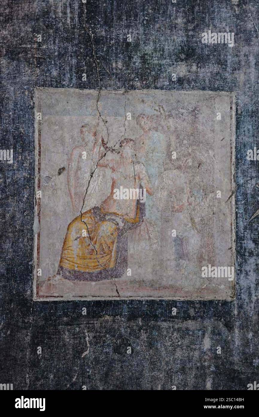 House of Marcus Lucretius Fronto Pompeii 2018 Room ‘g’, central wall ...