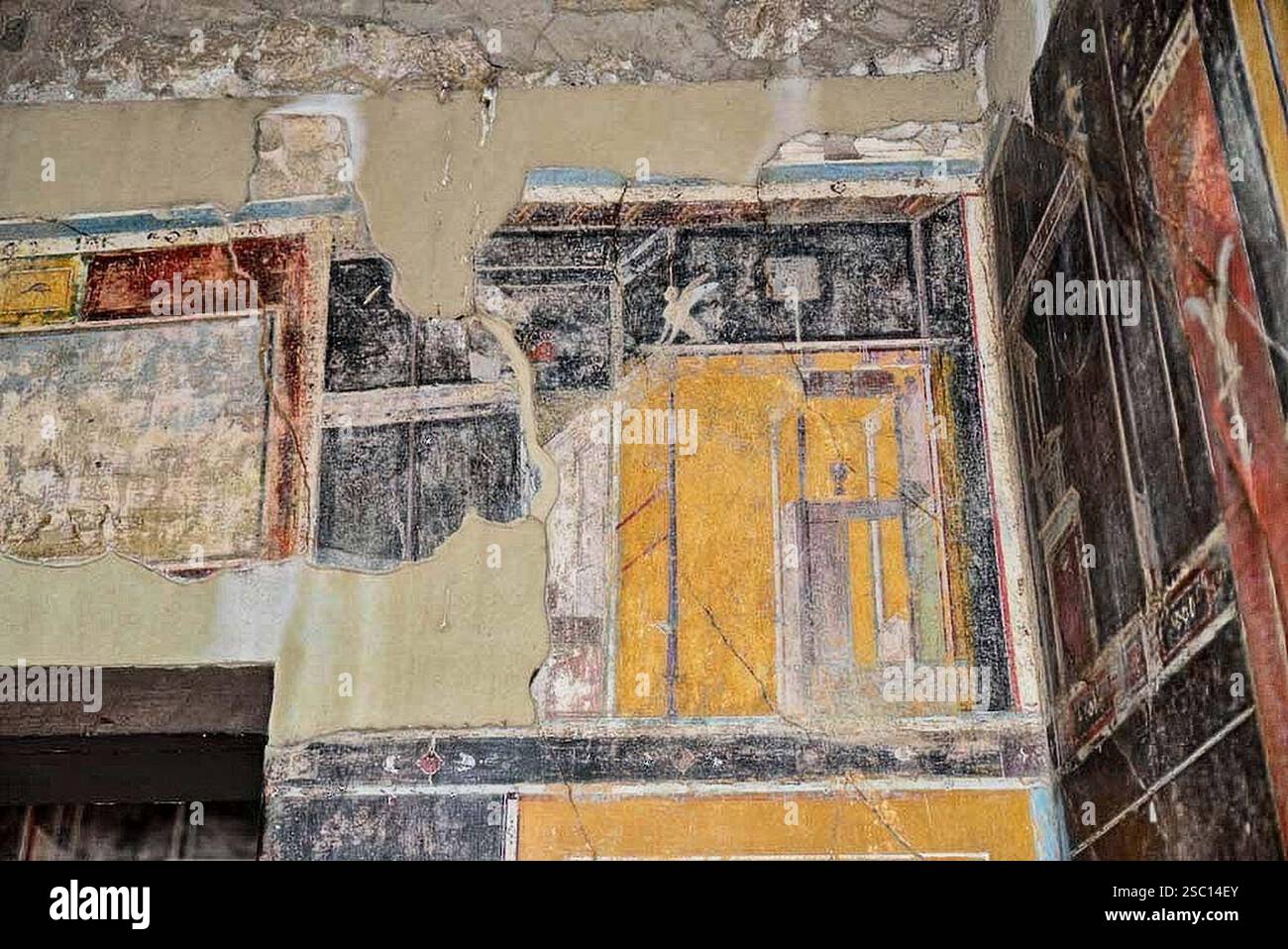 House of Marcus Lucretius Fronto Pompeii 2018 Room 'g', upper north ...