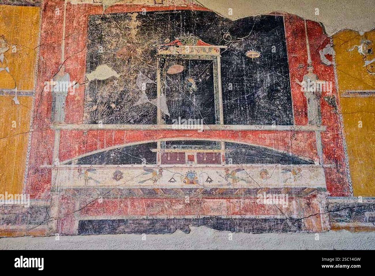 House of Marcus Lucretius Fronto Pompeii 2018 Room 'g', upper west wall ...