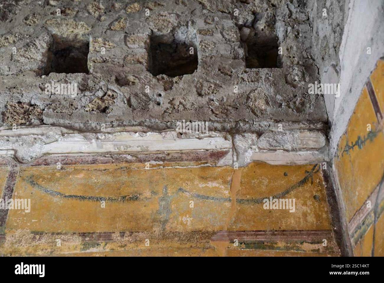 House of Marcus Lucretius Fronto Pompeii 2018 Room 'i', detail from ...