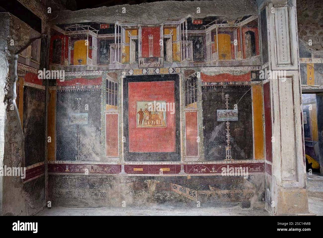 House of Marcus Lucretius Fronto Pompeii 2018 Room 'h', looking towards ...