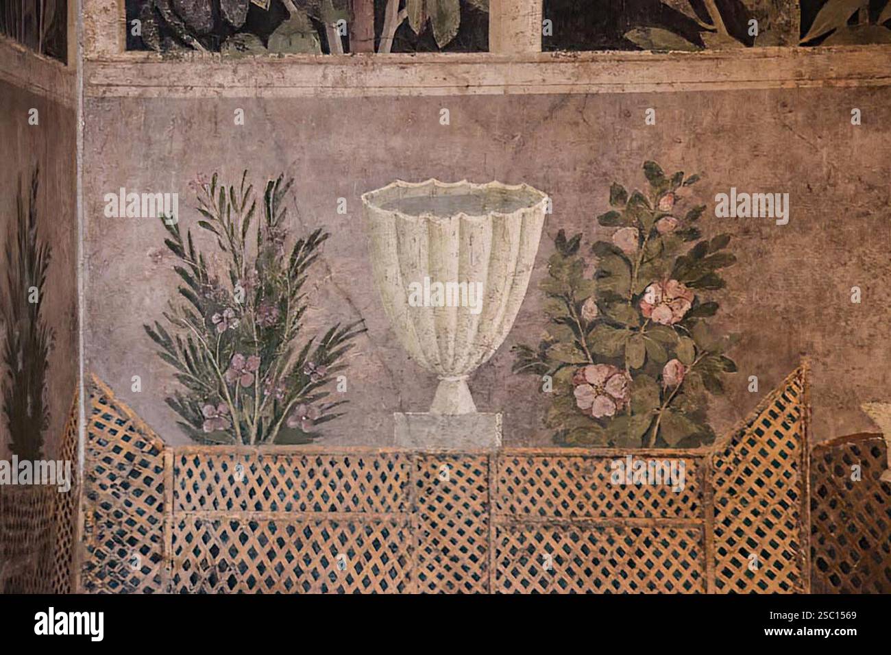 House of the Orchard I 9,5 Pompeii 2022 Room 12, (Maiuri plan) detail ...
