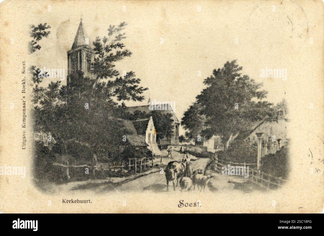 Gezicht in de Achter Oude Kerk met bebouwing te Soest Stock Photo - Alamy