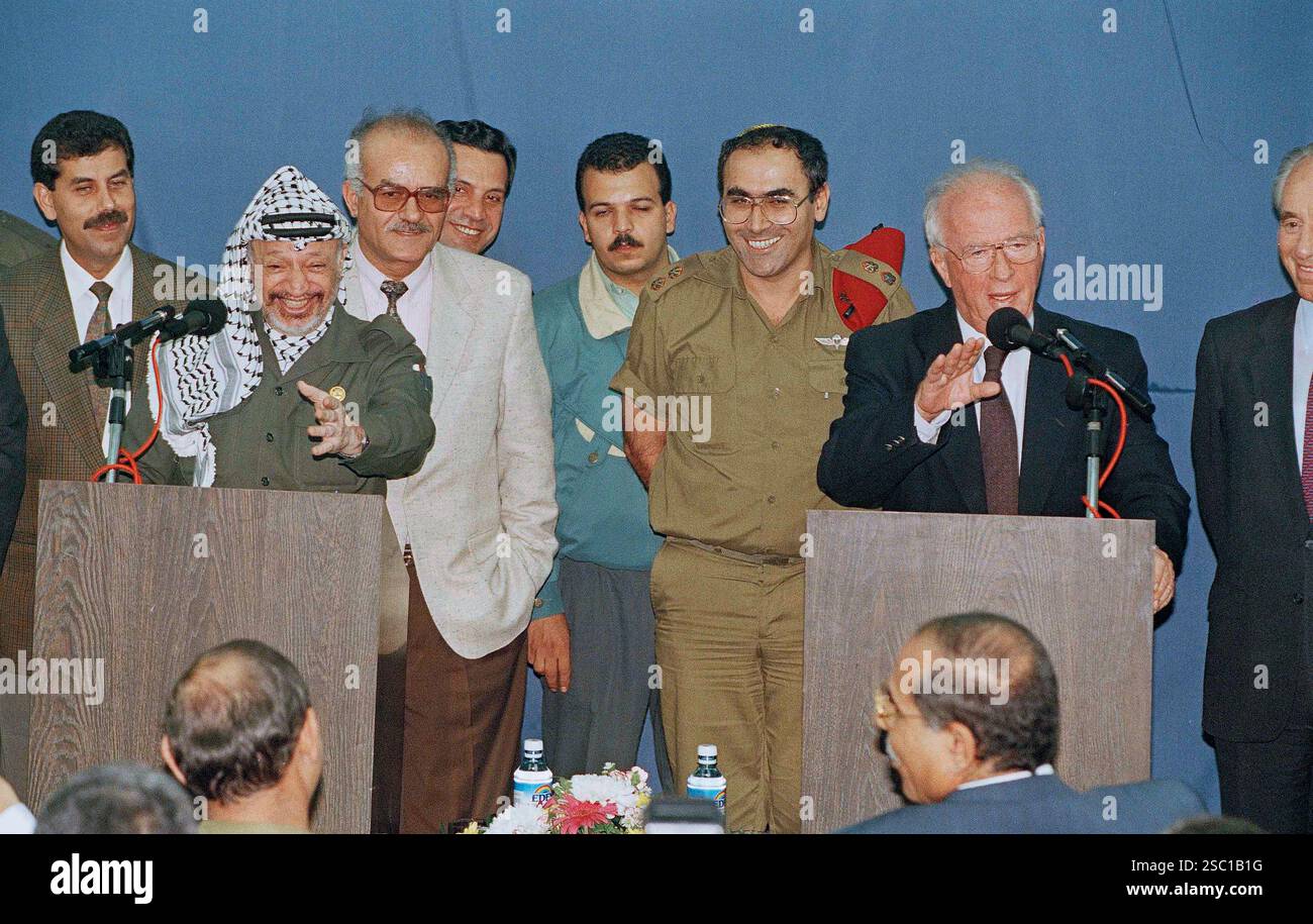 FILE - PLO leader Yasser Arafat, left, and Israeli Prime Minister ...