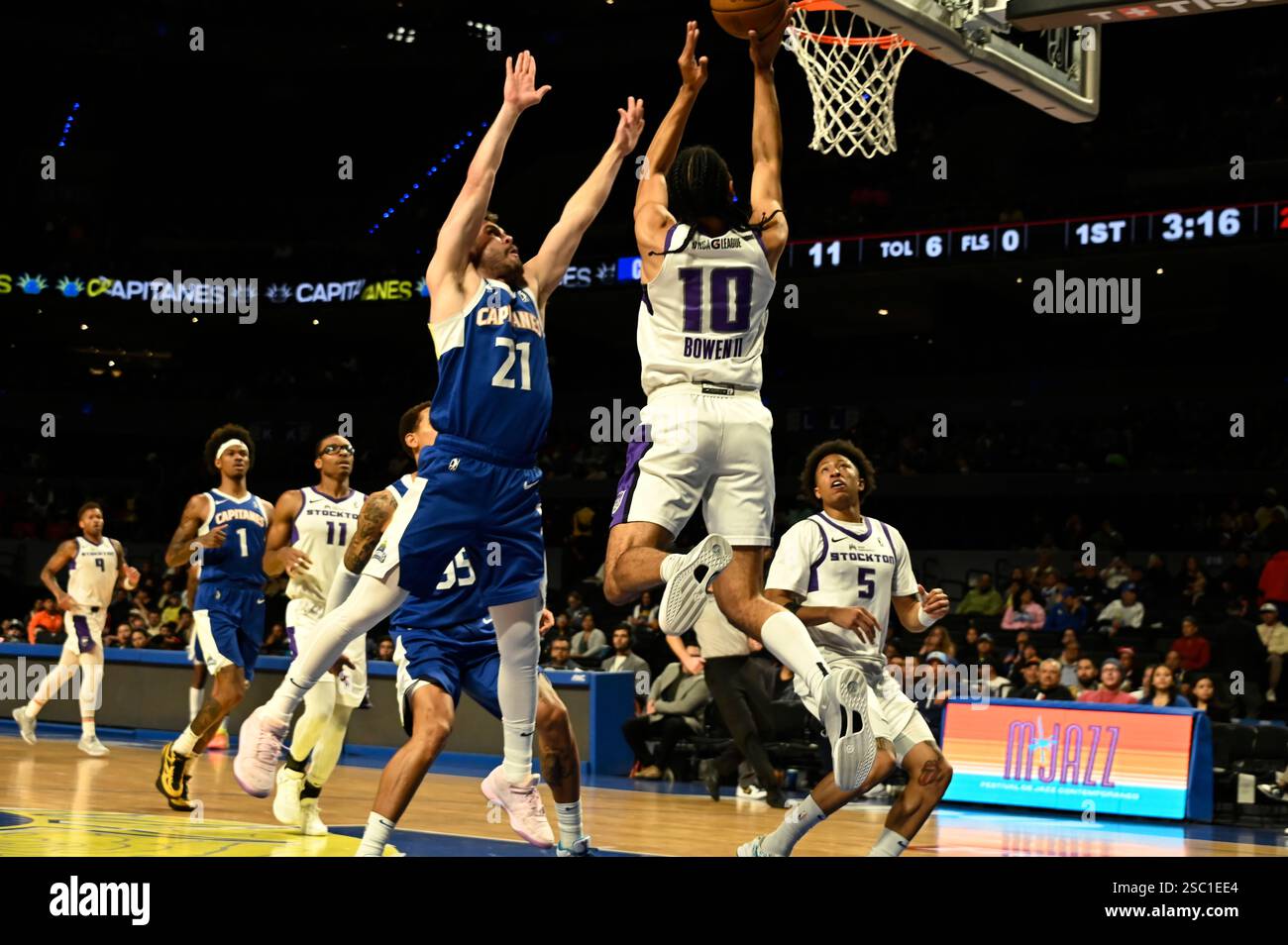 Mexico City, Ciudad de Mexico, Mexico. 4th Feb, 2025. Brian Bowen II ...