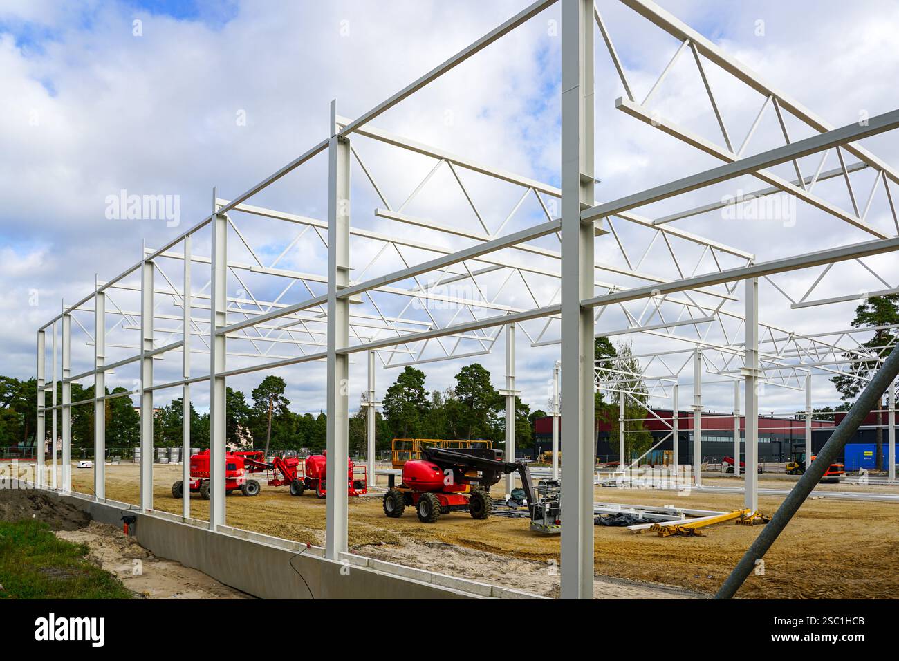 Modern red self propelled construction hydraulic articulating arm boom ...