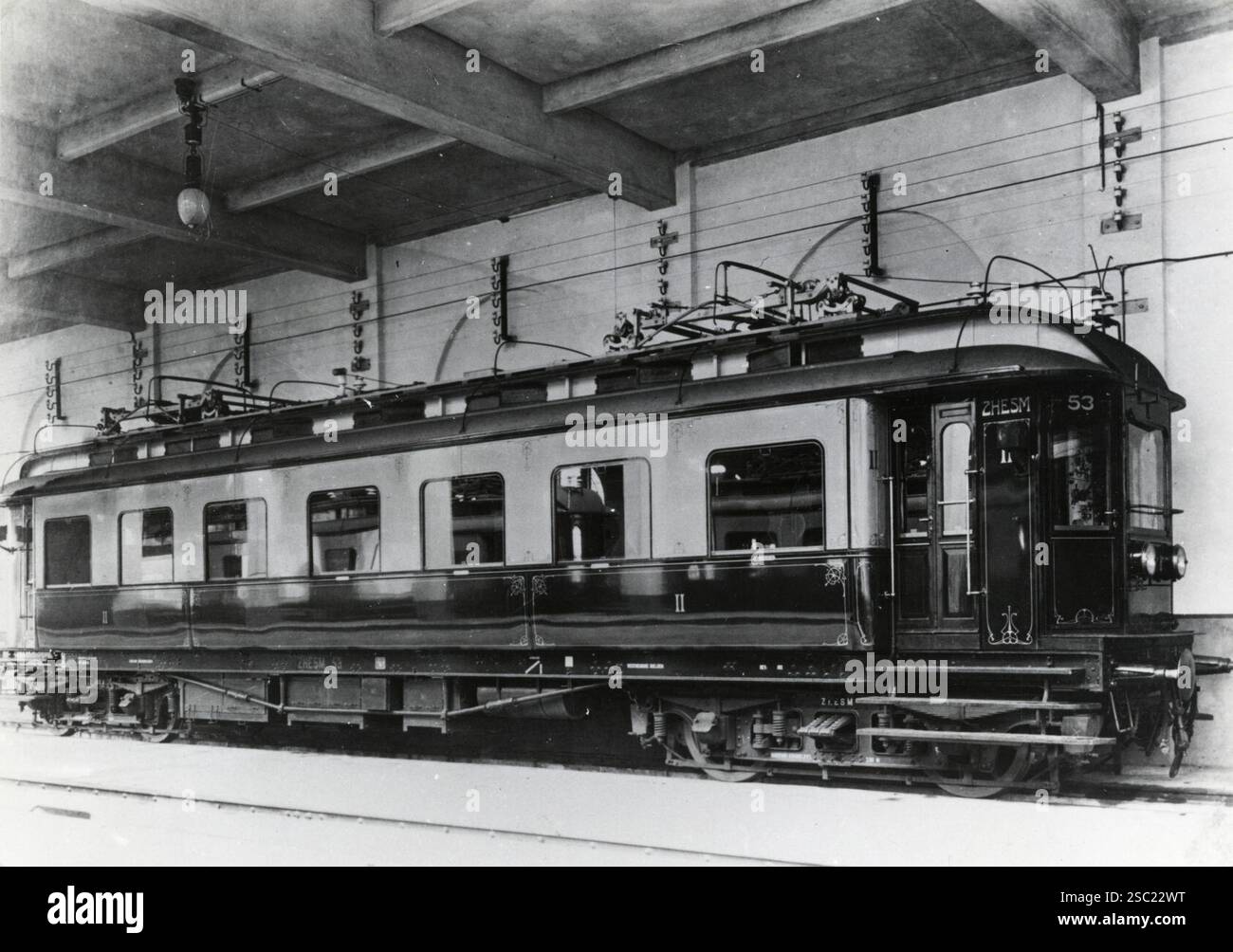 Afbeelding van het motorrijtuig mB 53 (serie mB 5160) van de Z.H.E.S.M ...