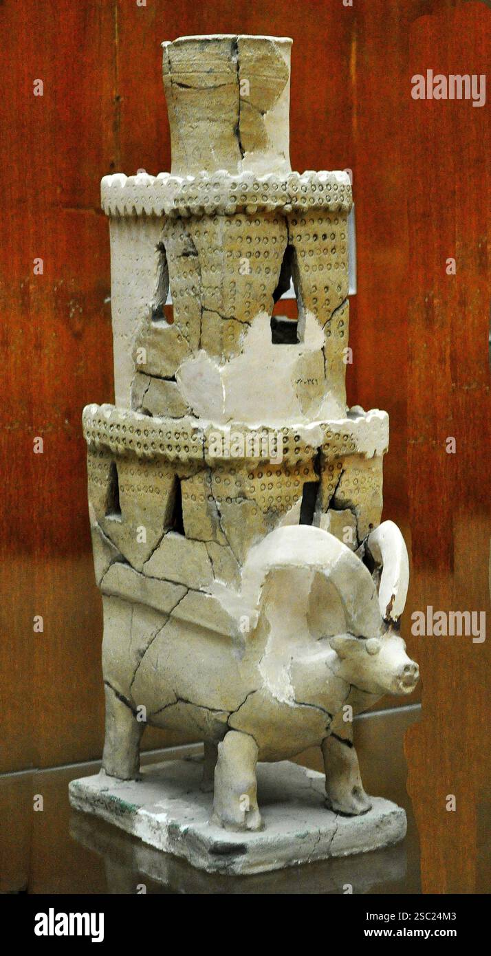7619. Incense burner/container, Hurrian culture dating c. 3rd. third ...