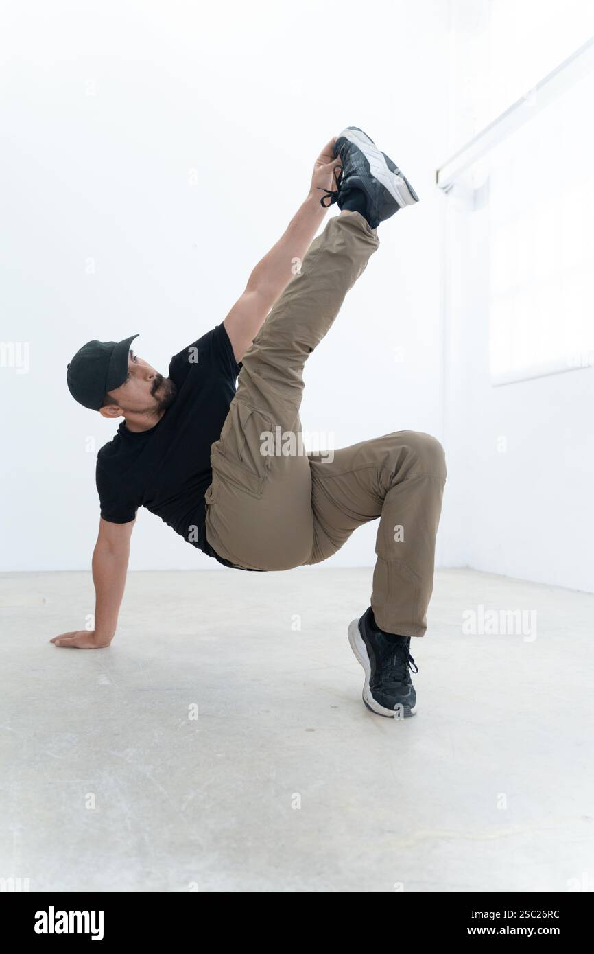 An Exceptional Dynamic Breakdancer Captured in a Powerful Pose ...