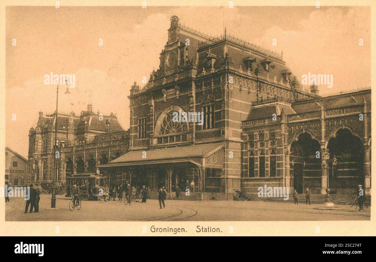 Gezicht op het S.S.station Groningen Hoofdstation te Groningen Stock ...