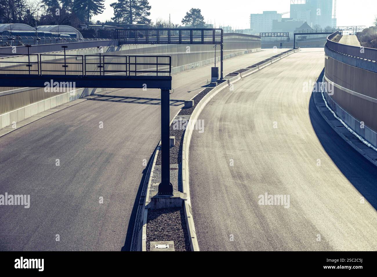 04 . 02 . 2025 , Berlin : Baustelle Stadtautobahn A 100 , Höhe Mathilde ...