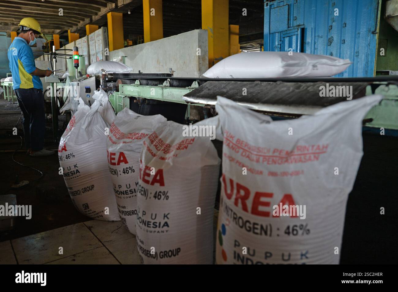 Semarang, Semarang, Indonesia. 4th Feb, 2025. An arrangement of bags ...