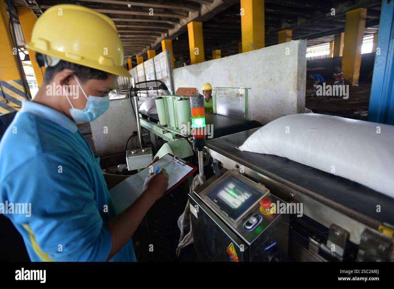 Semarang, Semarang, Indonesia. 4th Feb, 2025. An arrangement of bags ...