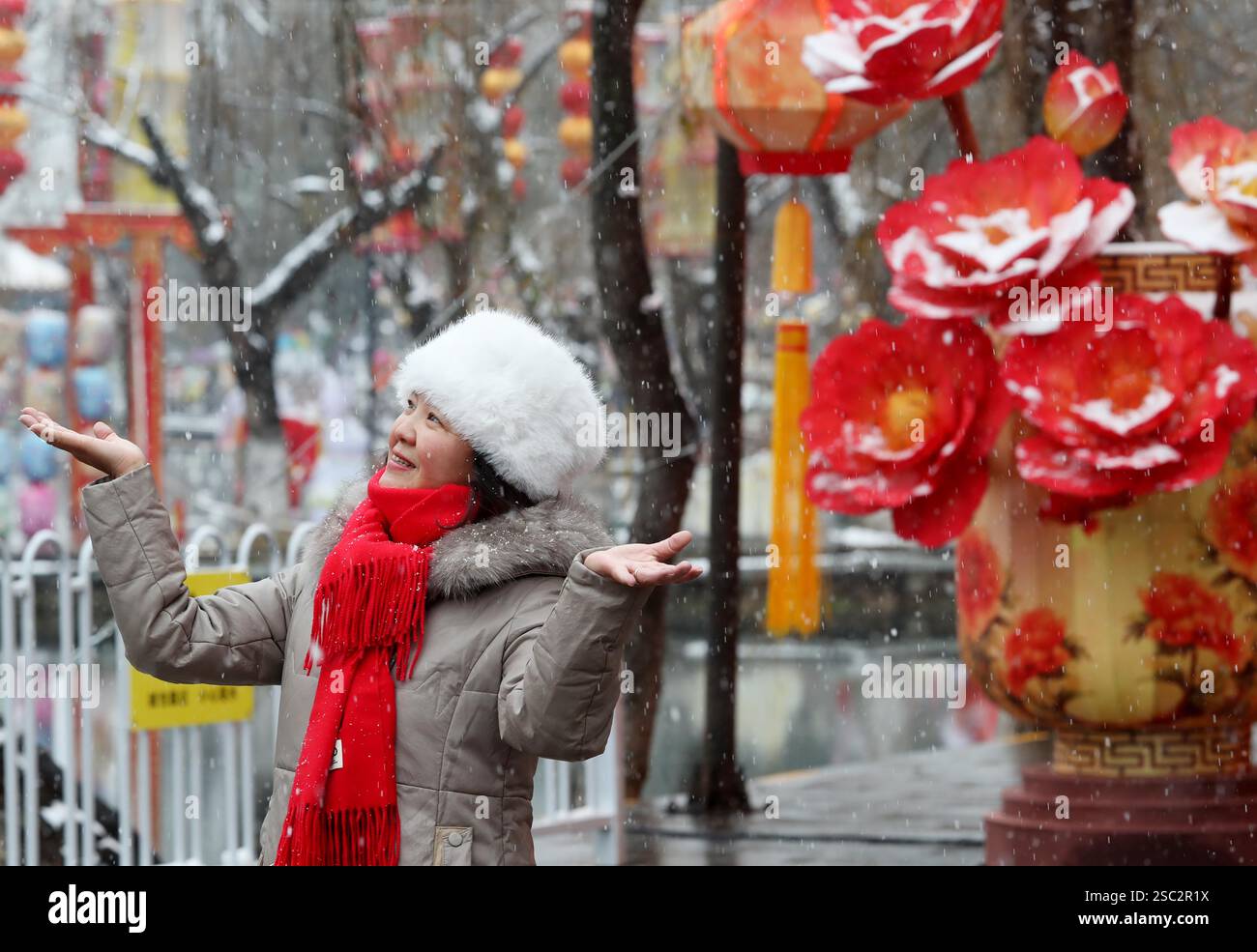 Snow scenery in Kunming City, southwest China's Yunnan Province, 27 ...