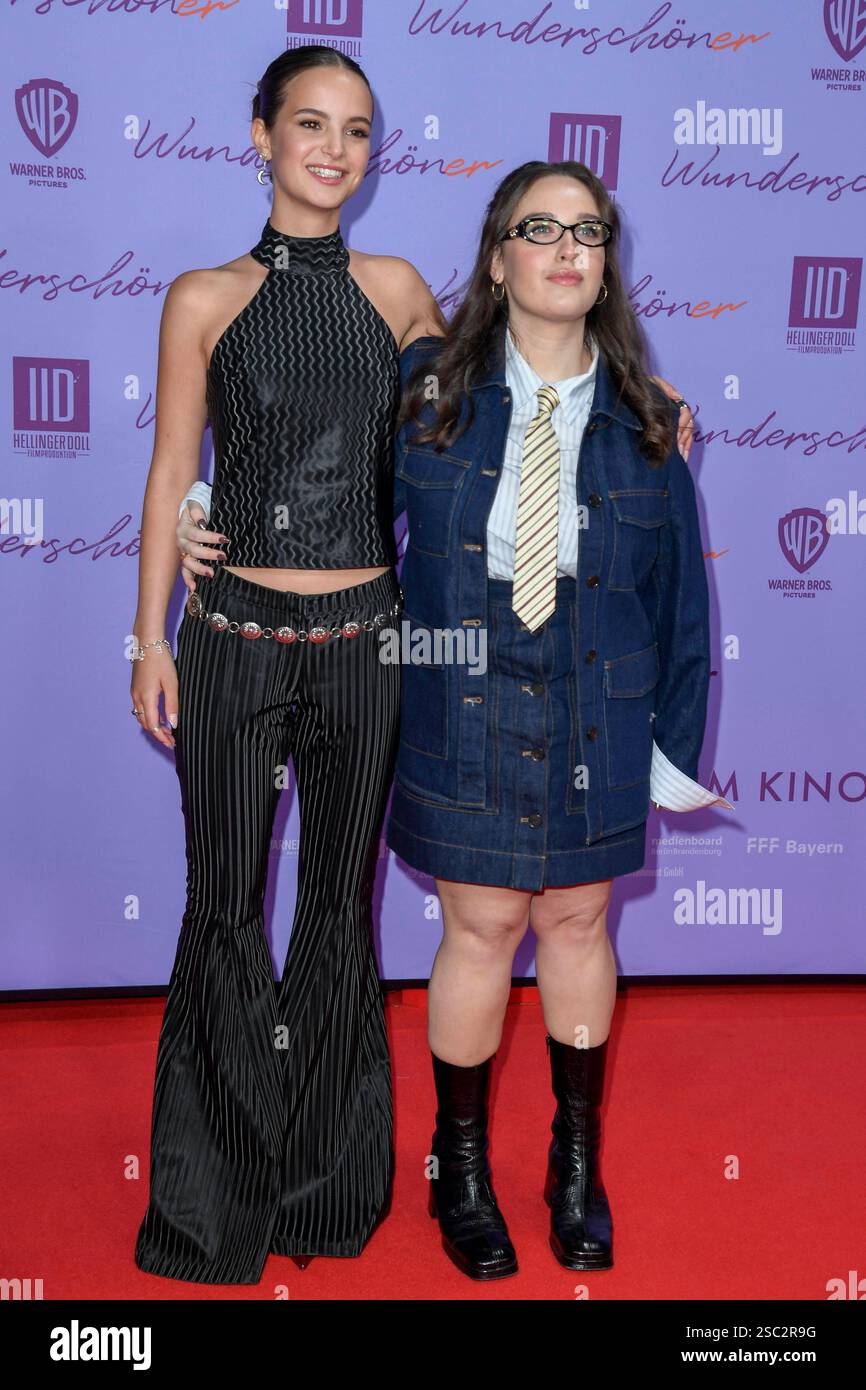 Emilia Packard und Dilara Aylin Ziem zu Gast auf dem roten Teppich bei ...