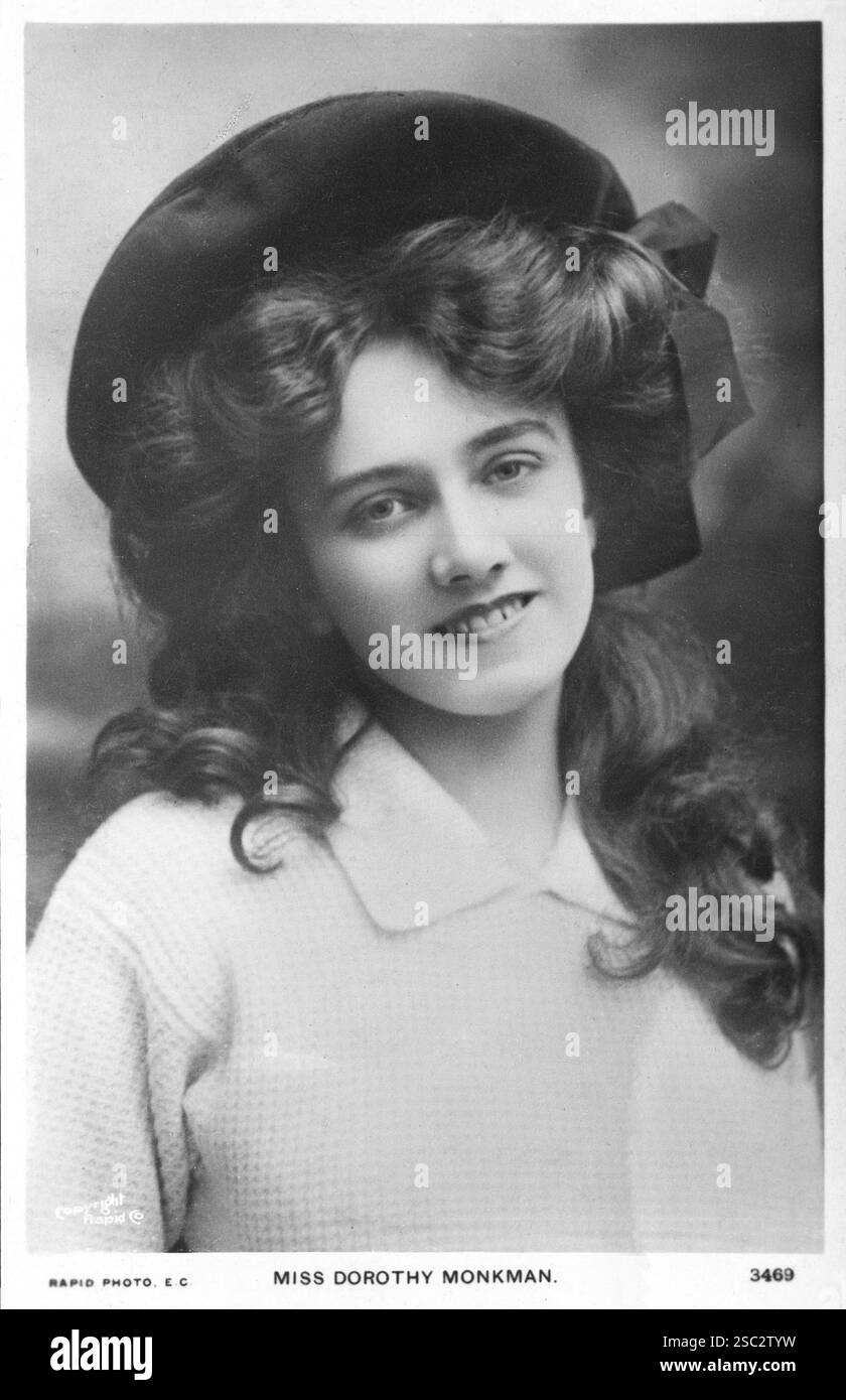 England. circa.1905. An antique real photograph postcard depicting the ...