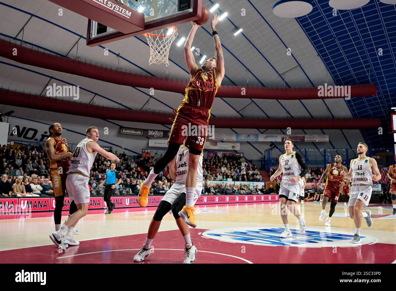 Venice, Italy. 04th Feb, 2025. Umana Reyer Veneziaâ??s Kyle Wiltjer portrait in action with ball ...