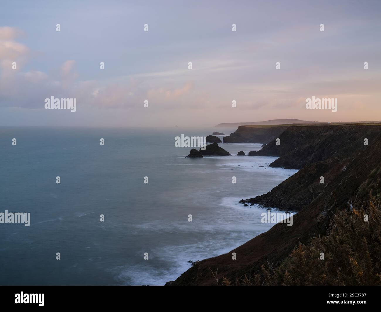 NORTH CLIFFS HAYLE PENWITH CORNWALL SUNRISE DAWN LOOKING WEST Stock ...