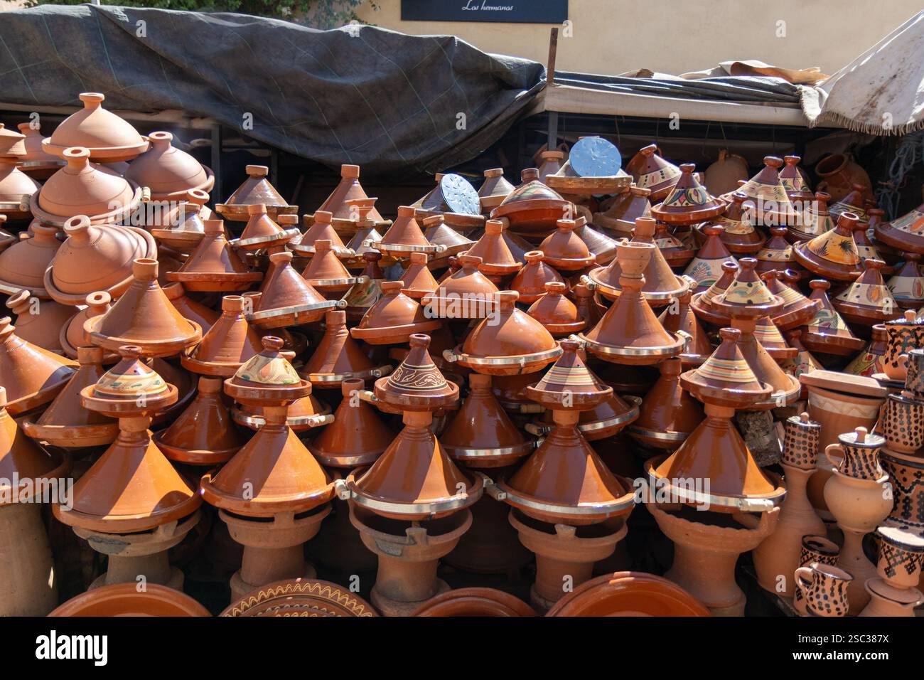 Tagines piled up hi-res stock photography and images - Alamy
