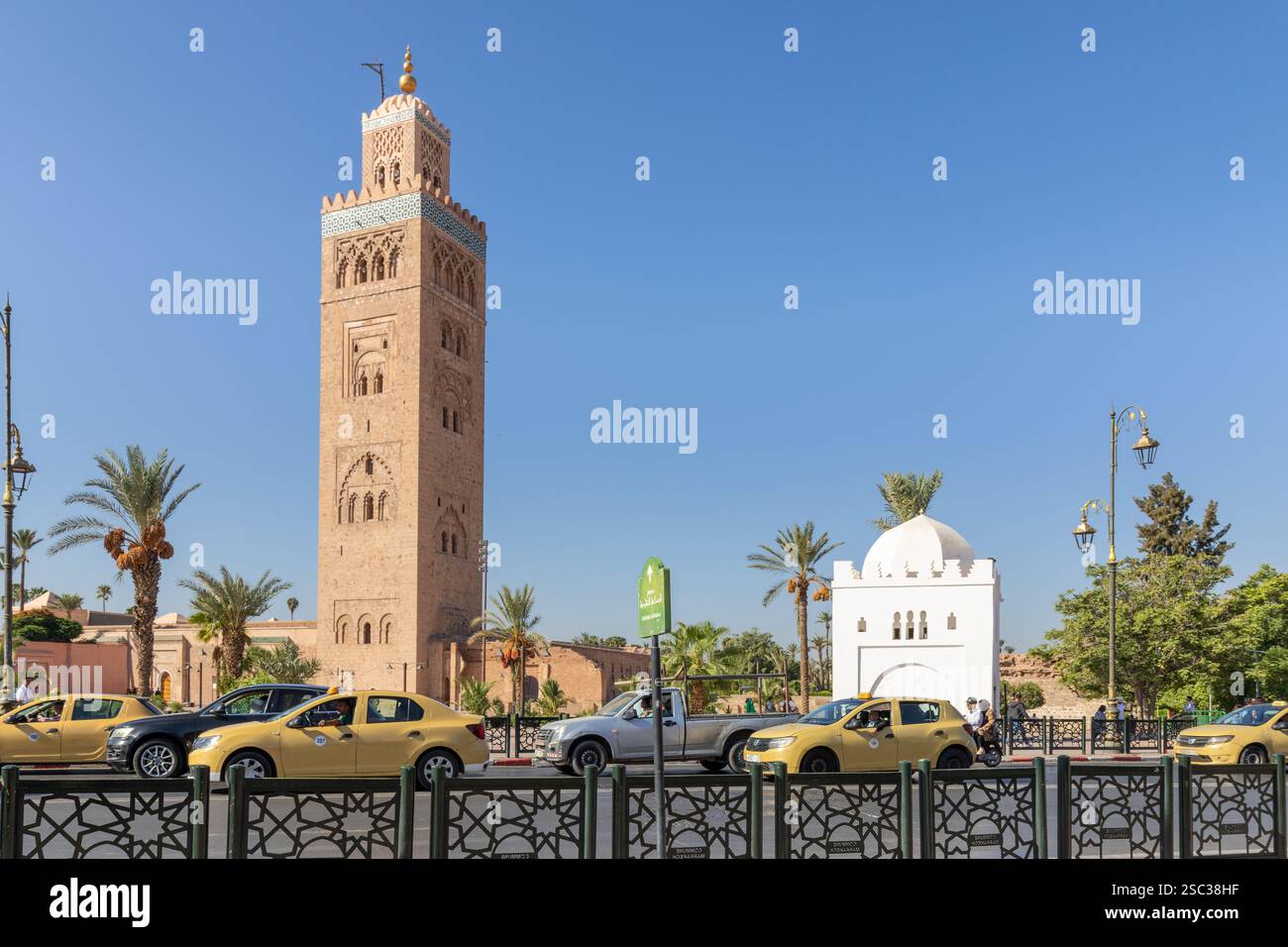 Kubba Fatima Zohra, The Koutoubia Mosque Minaret in Marrakech, Morocco ...