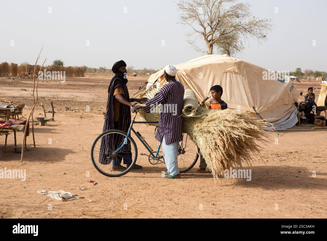 Rural Scene in Mali Stock Photo - Alamy