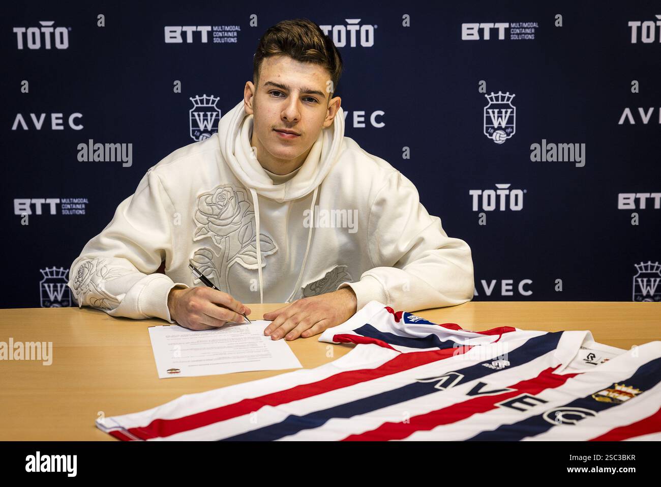 TILBURG, 03-02-2025. Koning Willem II stadium. Erediovisie voetbal season 2024/2025. Maxim ...