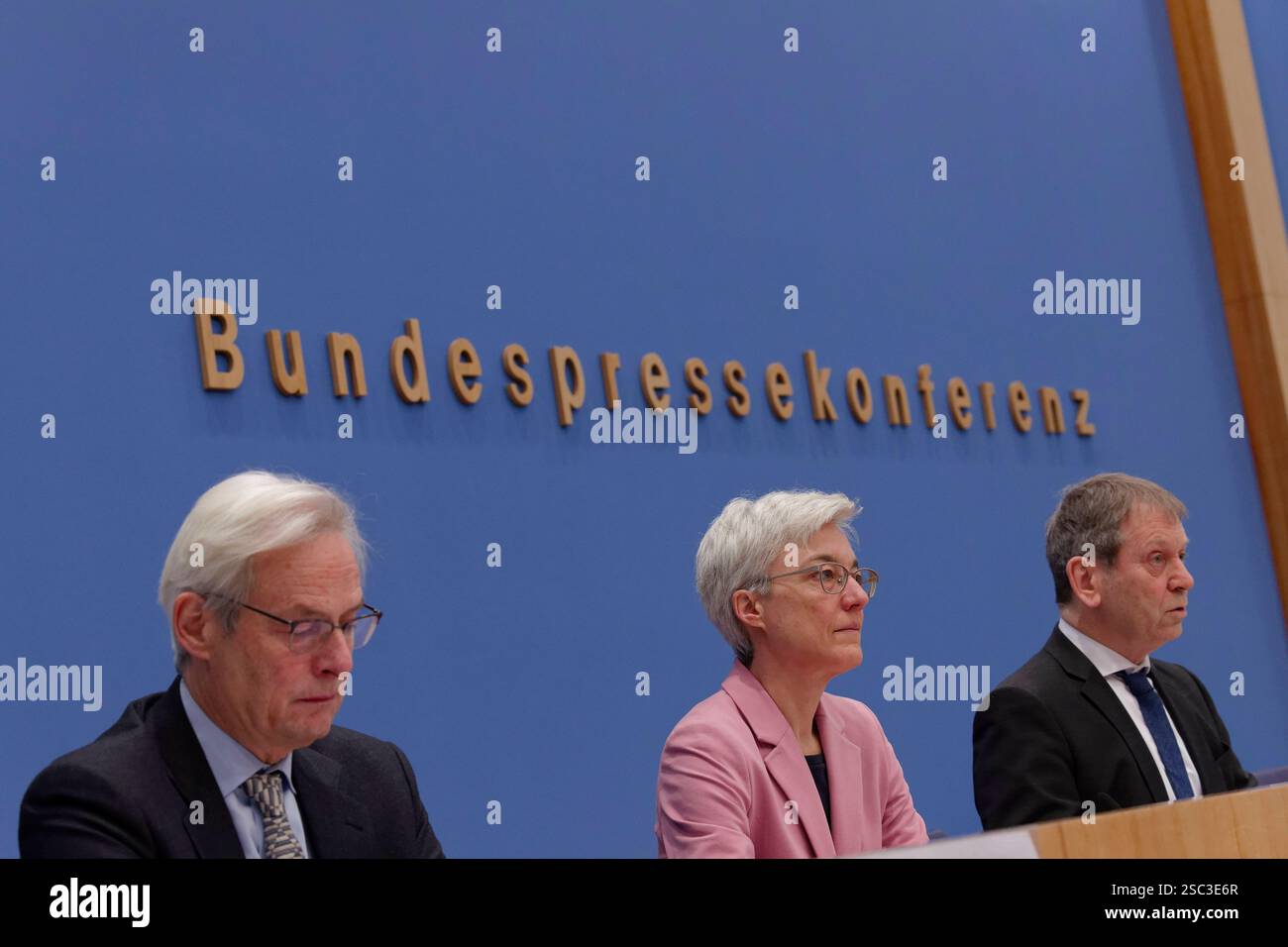 Expertenrat Klima stellt Zweijahresgutachten vor 2025-02-05 Deutschland ...