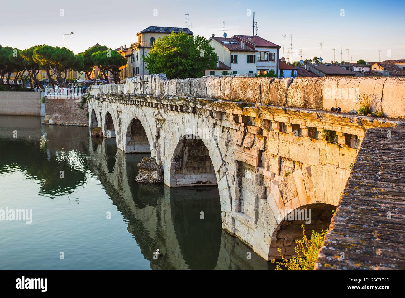 Bridge of Tiberius (Ponte di Tiberio) in Rimini, Italy Stock Photo - Alamy