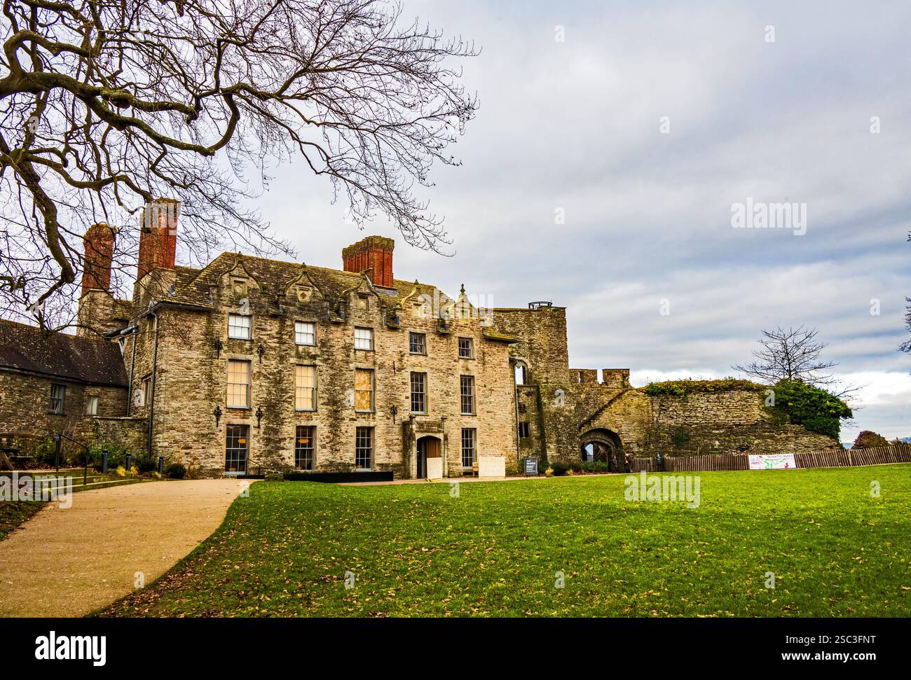 Hay Castle (Welsh: Castell y Gelli Stock Photo - Alamy