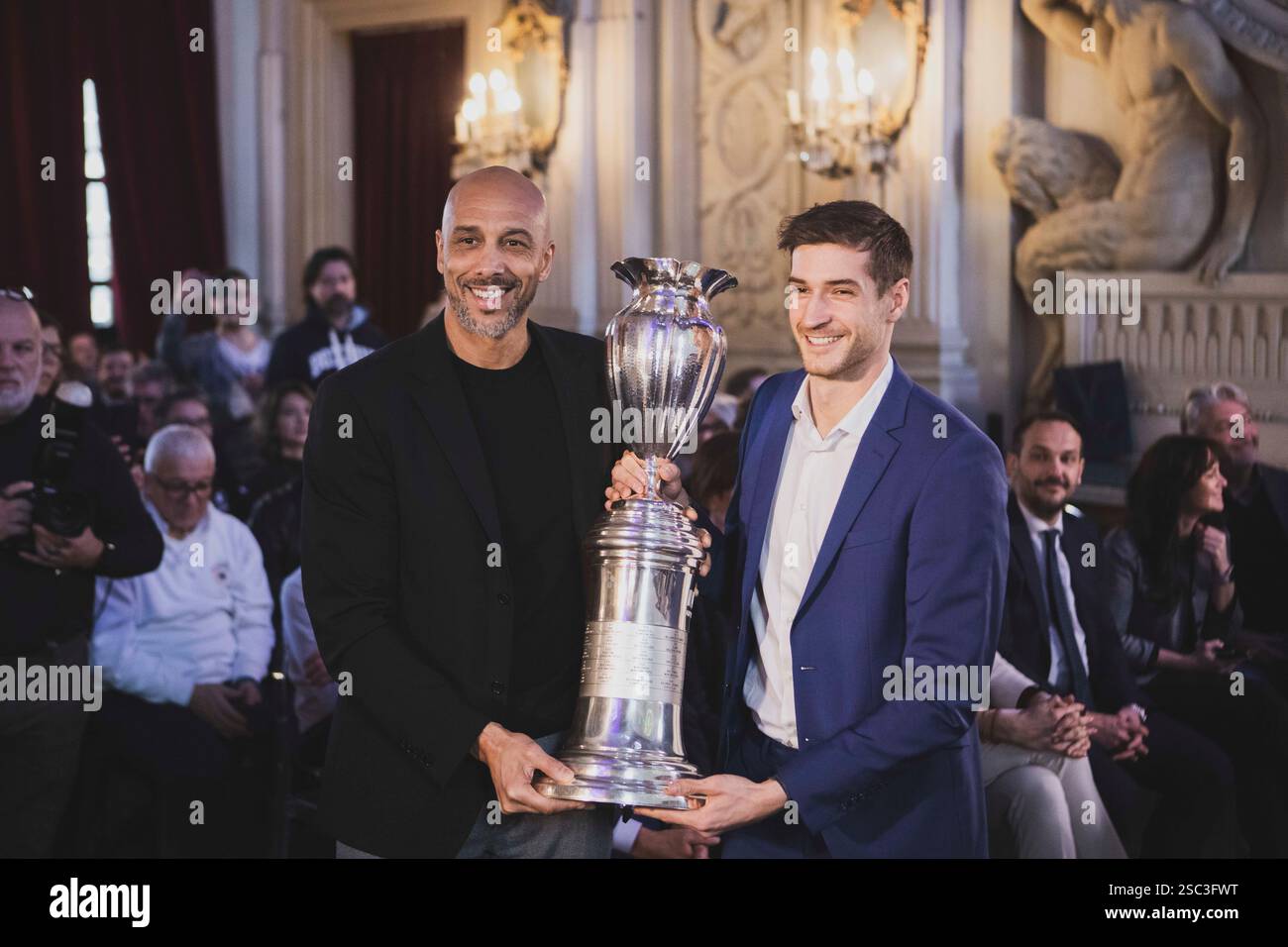 Carlton Myers e Giovanni De Nicolao partecipano alla conferenza stampa ...