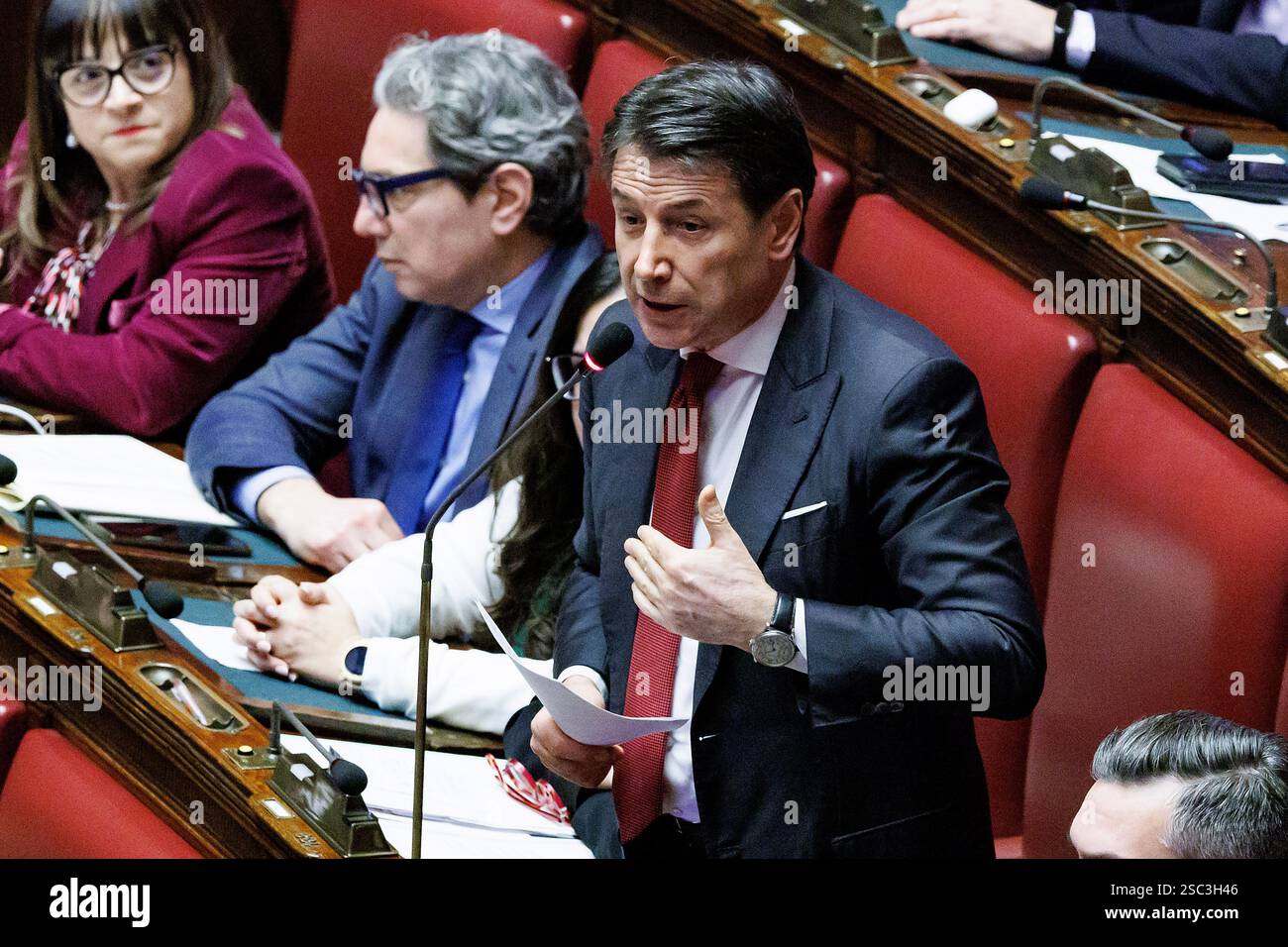 Il presidente del Movimento 5 stelle Giuseppe Conte alla Camera dei ...