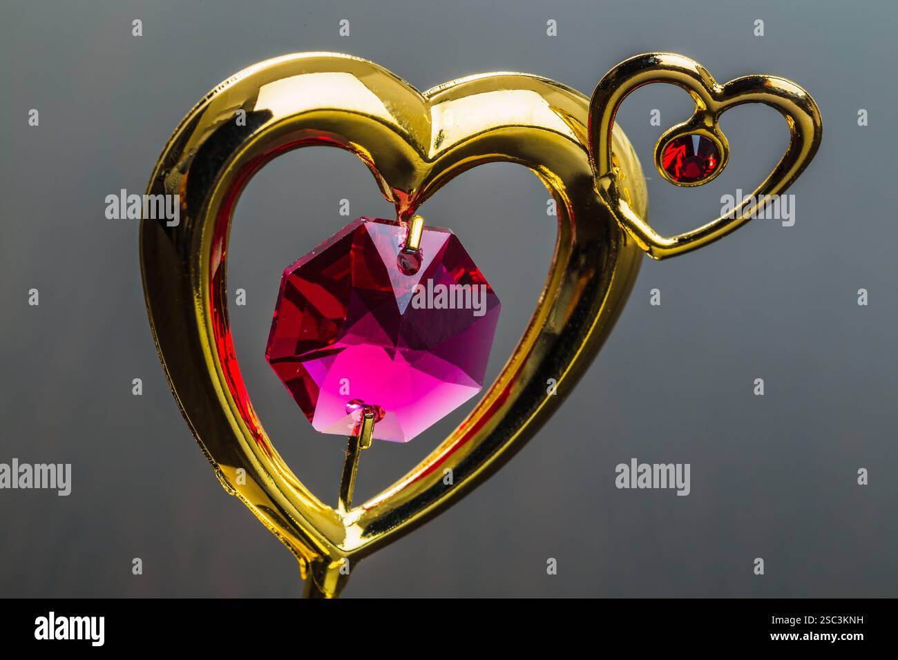 Abstract shiny golden heart hi-res stock photography and images - Alamy