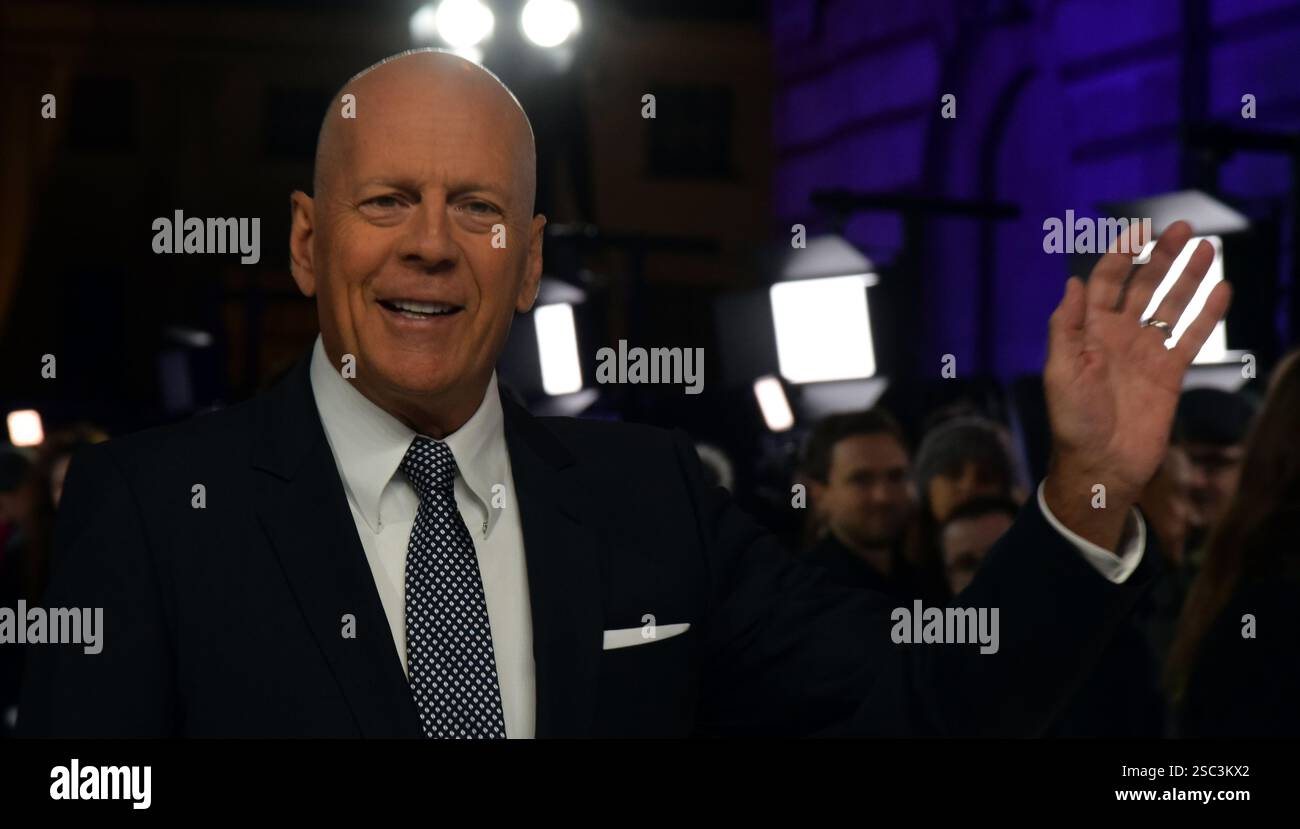 actor bruce willis at the london premiere of his latest movie GLASS 9/1 ...