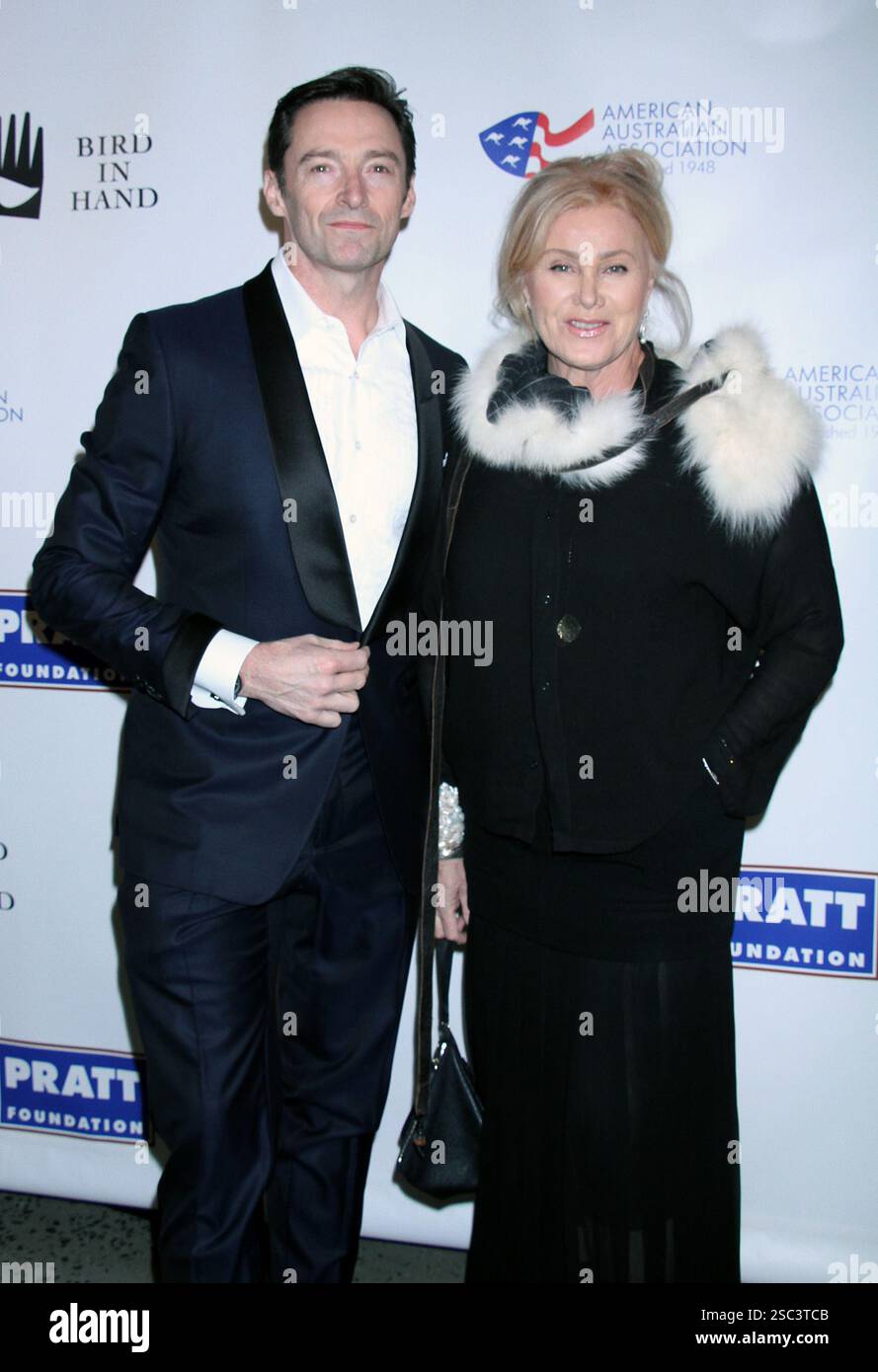 Hugh Jackman and Deborra-Lee Furness arriving at the 2019 American ...