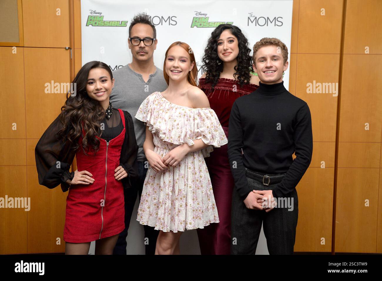 Ciara Riley Wilson, Todd Stashwick, Sadie Stanley, Taylor Ortega and ...