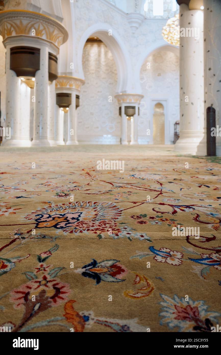 Abu Dhabi, UAE - December 3, 2024: View of Sheikh Zayed Grand Mosque in ...