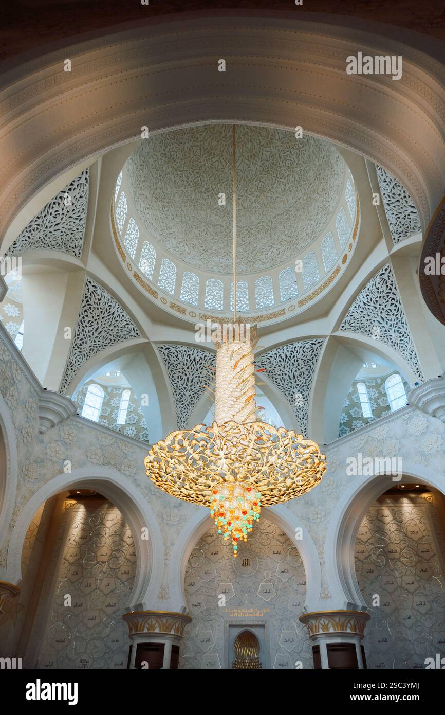 View of Sheikh Zayed Grand Mosque in Abu Dhabi. Inside mosque with ...