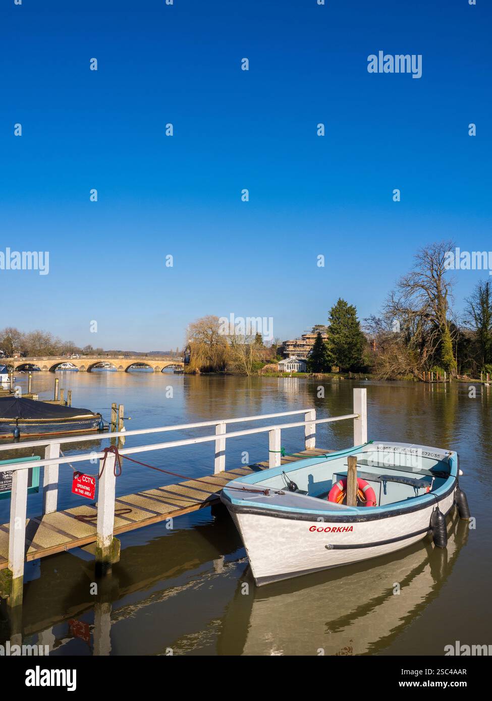 Winter Landscape, River Thames, Henley Bridge, Henley-on-Thames, Oxfordshire, England, UK, GB ...
