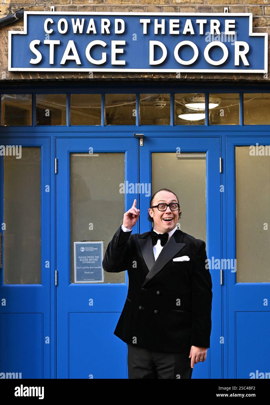 Bob Golding (as Eric Morecambe) at ‘THE LAST LAUGH’ - Photocall at the ...