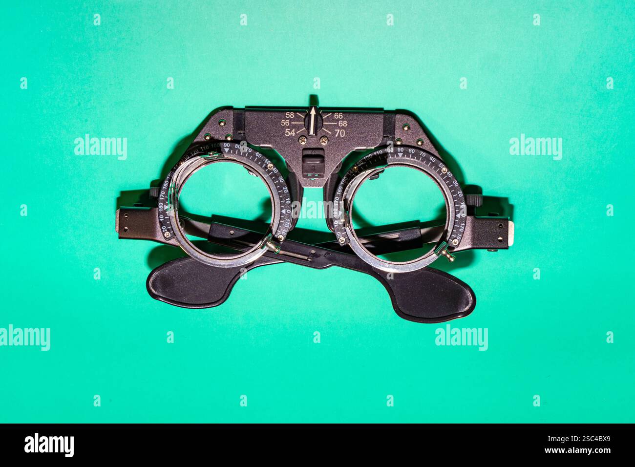 Optometry vision eye glasses hi-res stock photography and images - Alamy