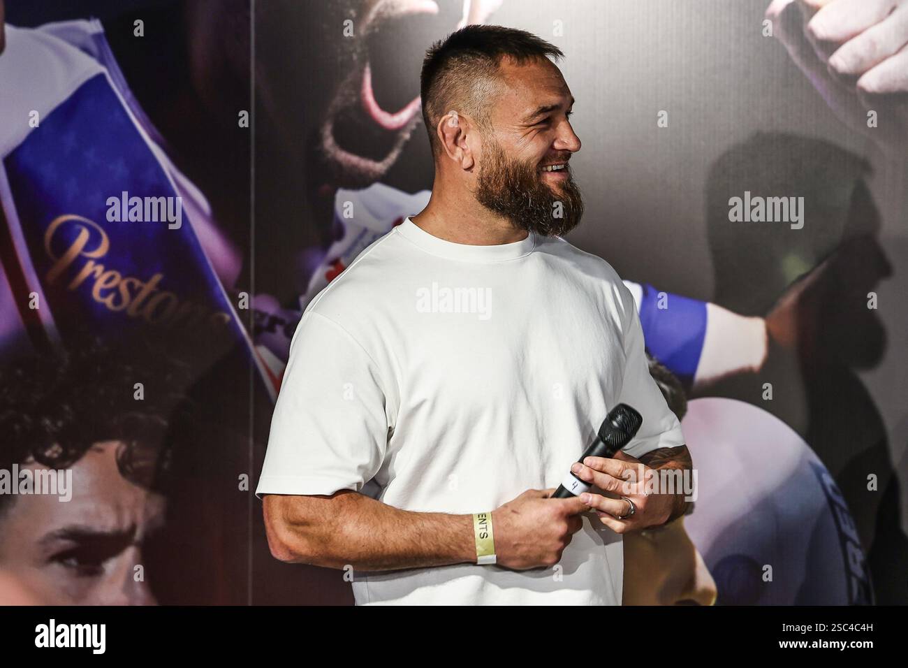 Jared Waerea-Hargreaves and Mikey Lewis of Hull KR during the 2025 ...