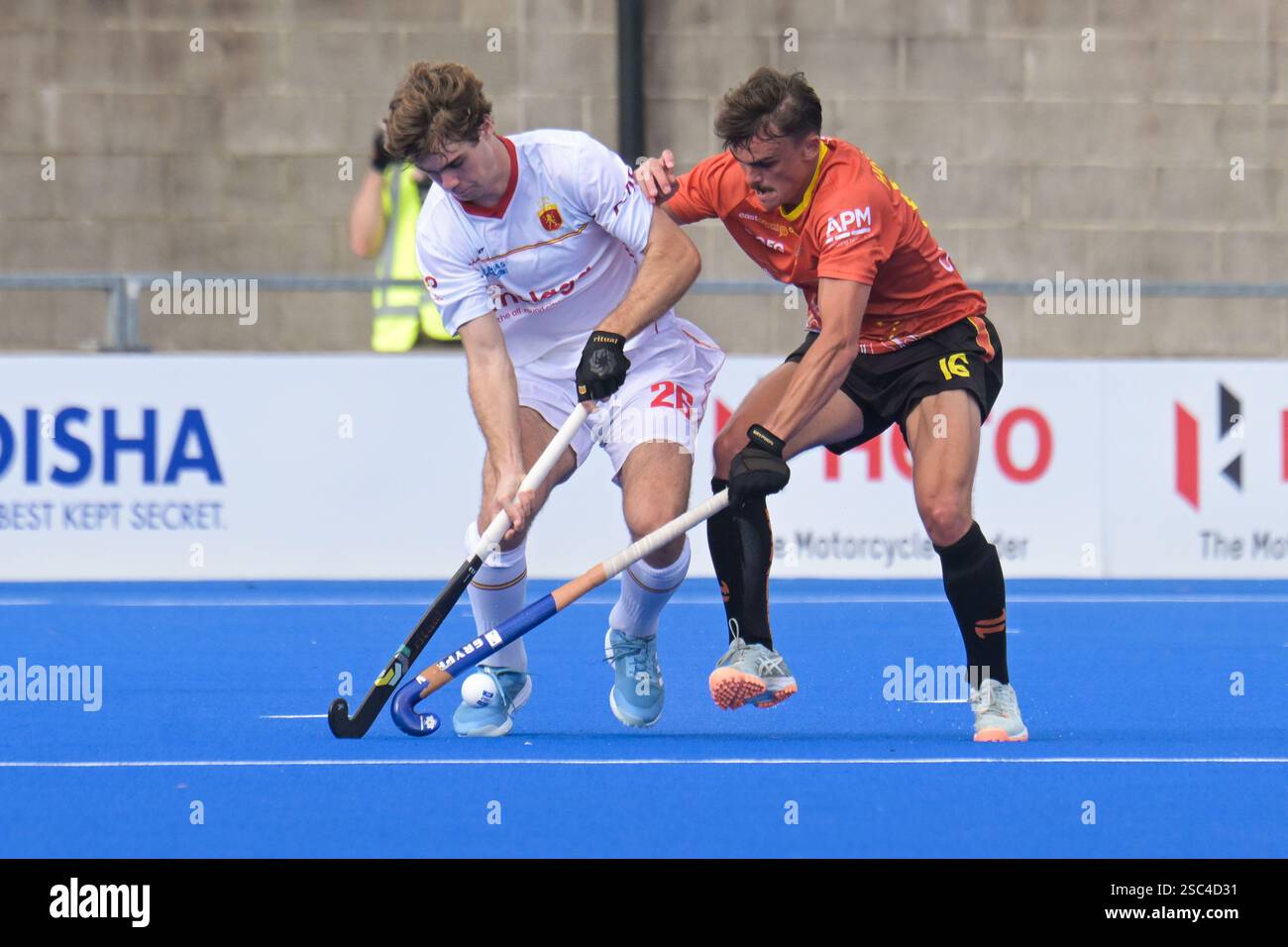 Sydney Olympic Park, Australia. 05th Feb, 2025. Nicolas Alvarez (L) of ...