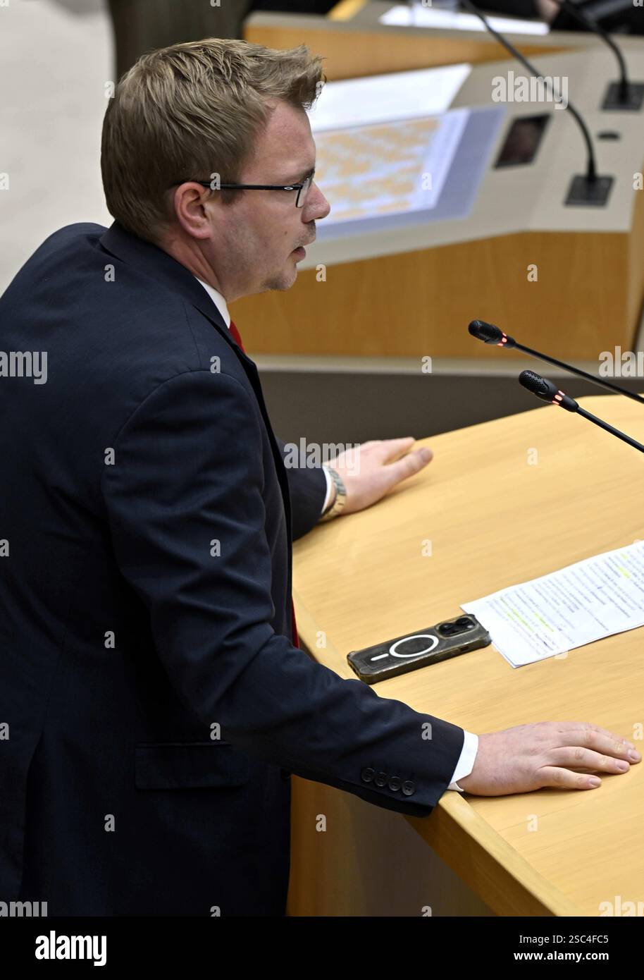 Brussels, Belgium. 05th Feb, 2025. Vlaams Belang's Klaas Slootmans ...