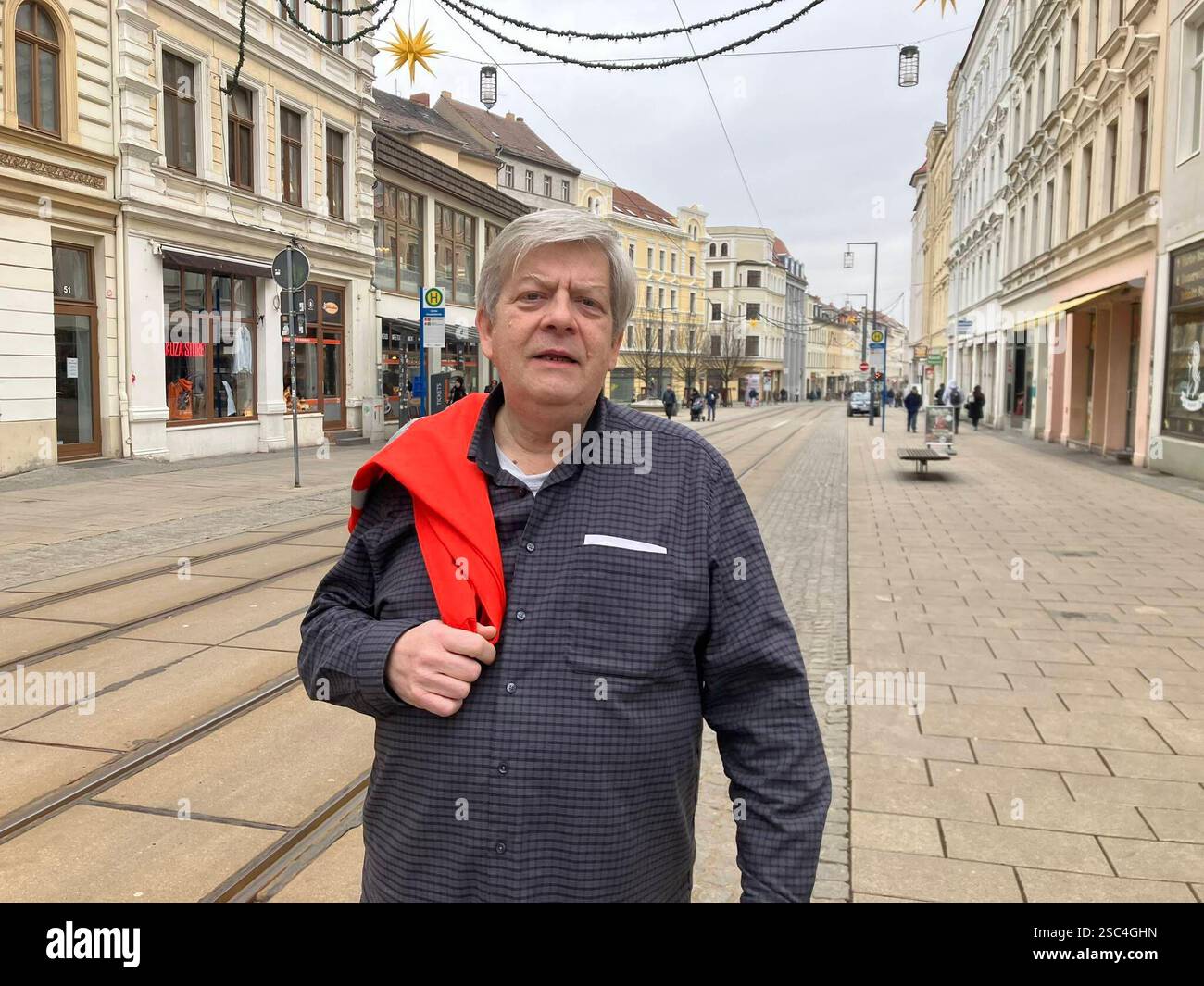 Der Friedensaktivist Gerhard Emil Fuchs-Kittowski ist der ...