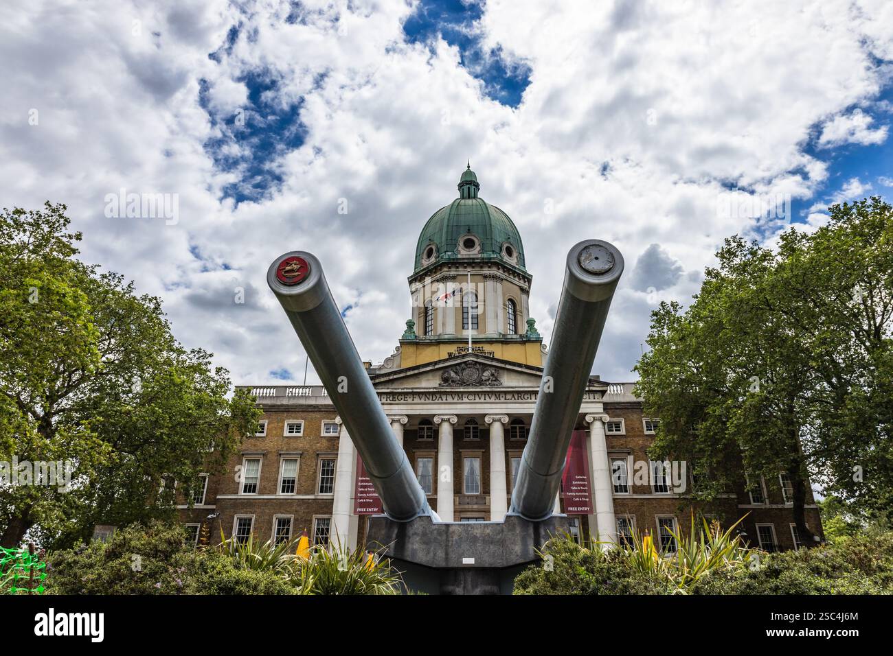 Imperial War Museum London. Historic Architecture with Iconic Cannons ...