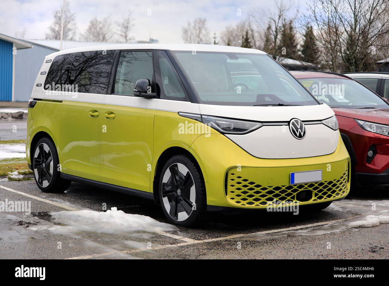 2025 id buzz electric van hi-res stock photography and images - Alamy